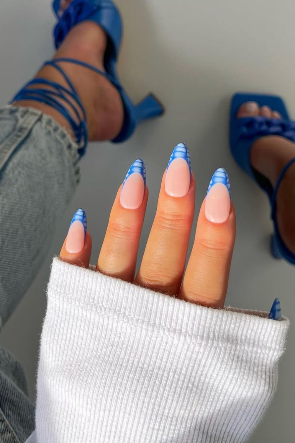 31 Spring French Nails That Are Truly Trés Chic And FAB!