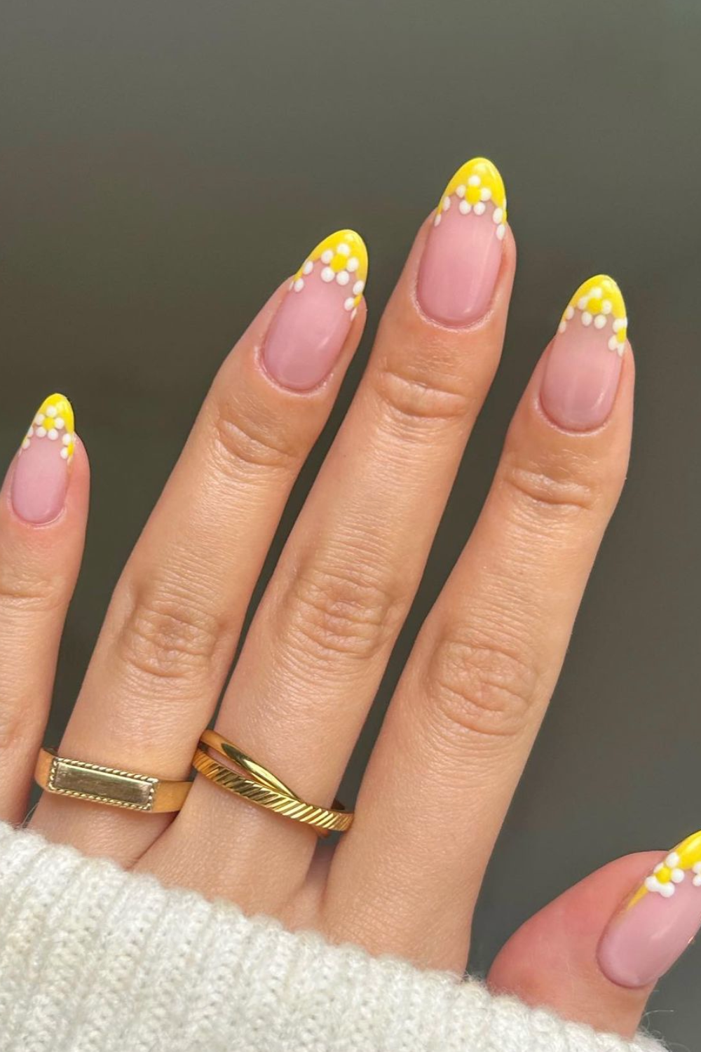 31 Spring French Nails That Are Truly Trés Chic And FAB!