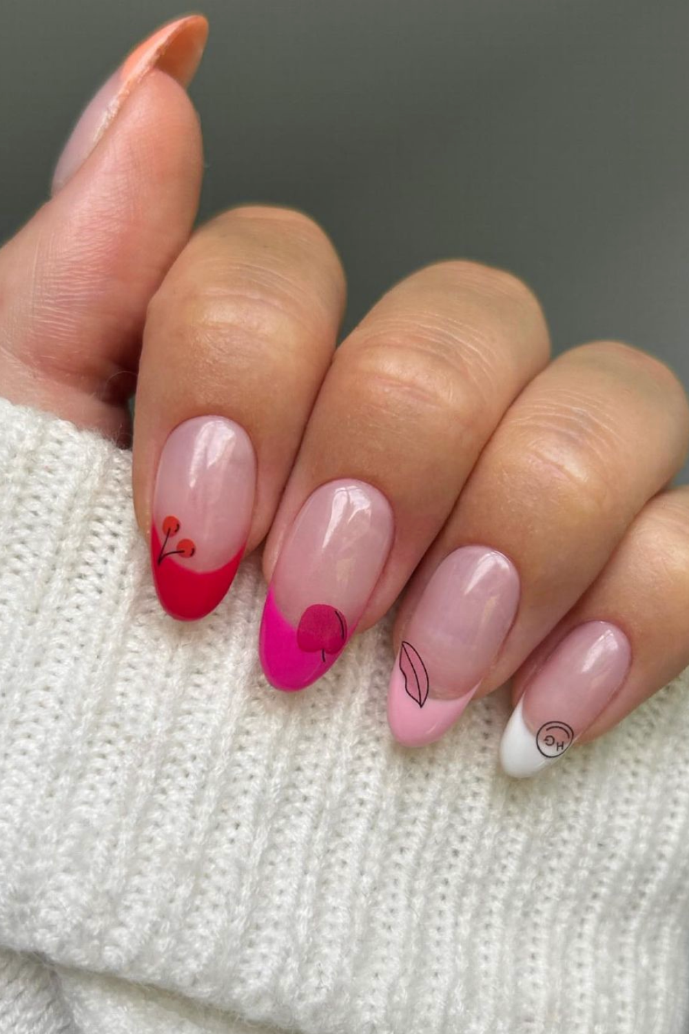 31 Spring French Nails That Are Truly Trés Chic And FAB!