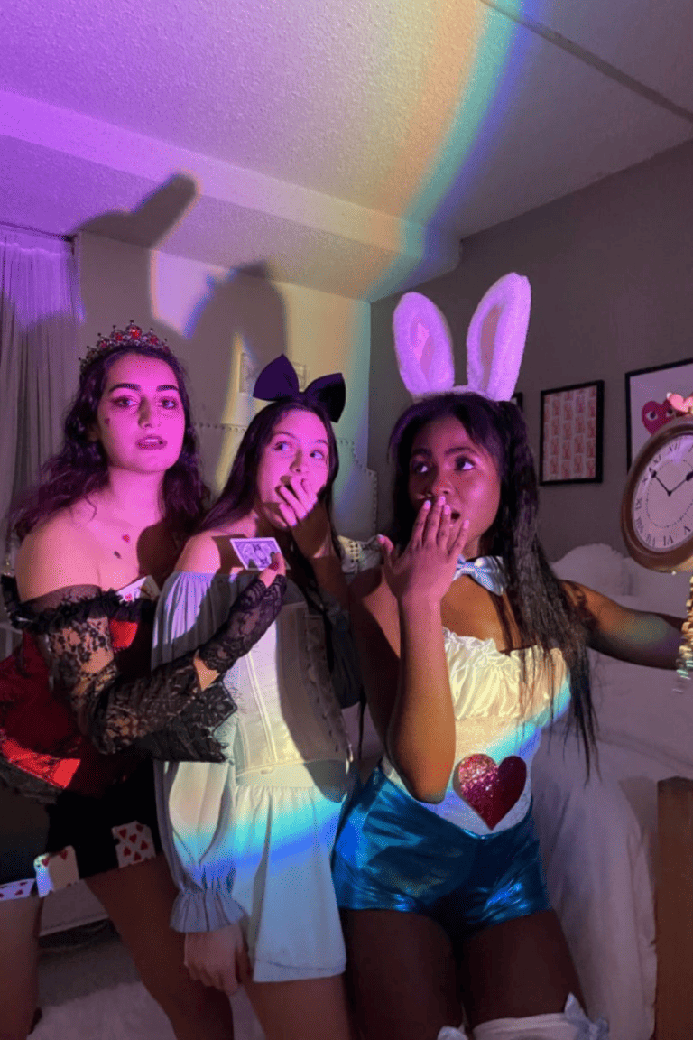 29 Un-boo-lievable Trio Halloween Costumes For Your Ghoulfriends