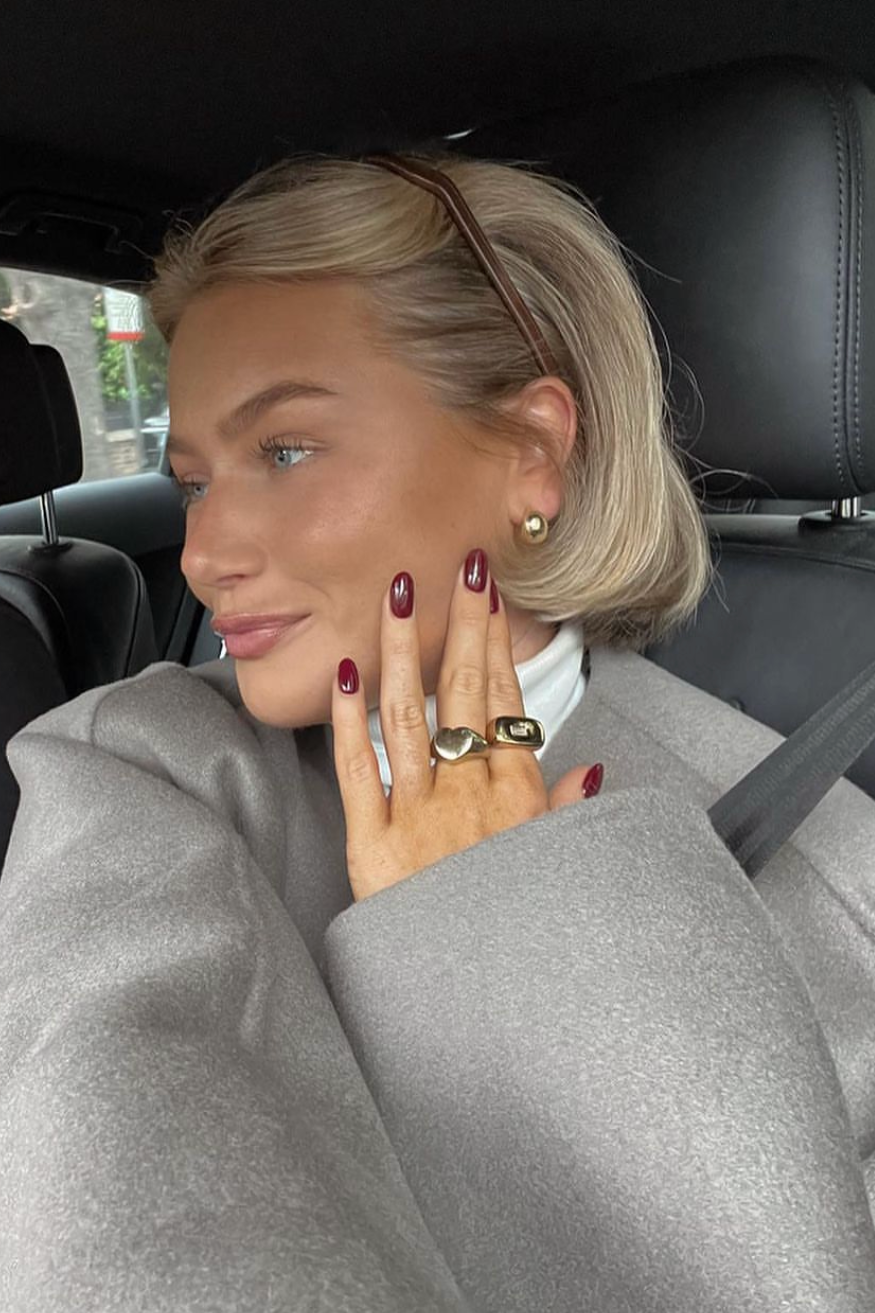 Cherry Mocha Nails: Fall's Hottest Nail Trend (TikTok Approved!)