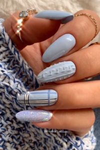 39 OMG-Amazing Sweater Nails You Won't Be Able To Resist