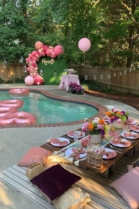 31 Unforgettable Graduation Party Ideas That Are 'Poppin'