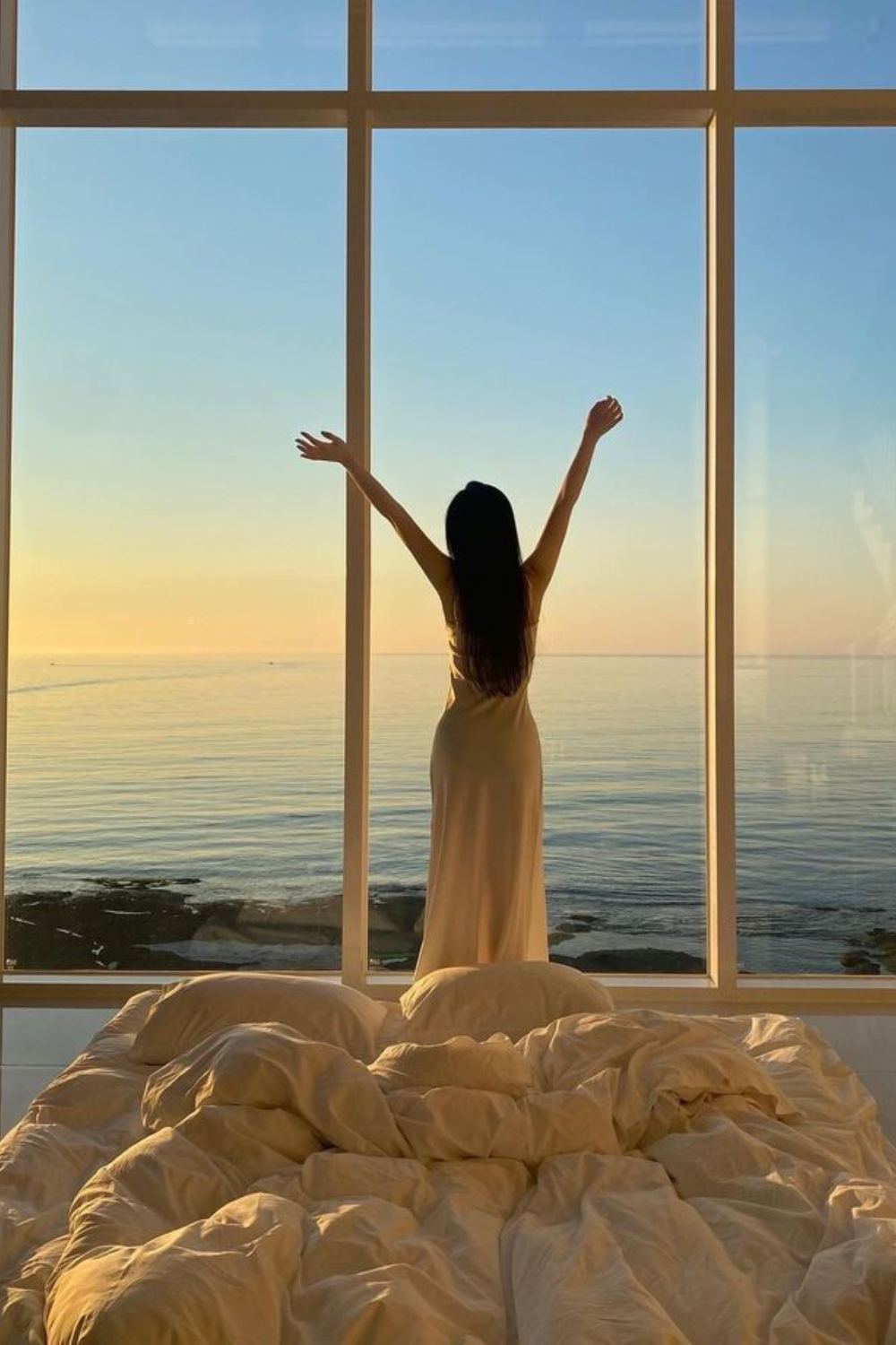 How To Wake Up At 5 Am - 13 Early Bird Hacks To Not Look Like A Zombie