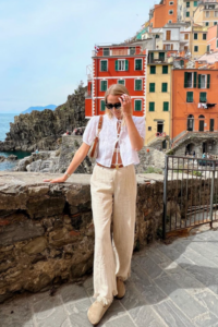 39 Boston Clogs Outfits That Are Hotter than the First Sip of Your ...