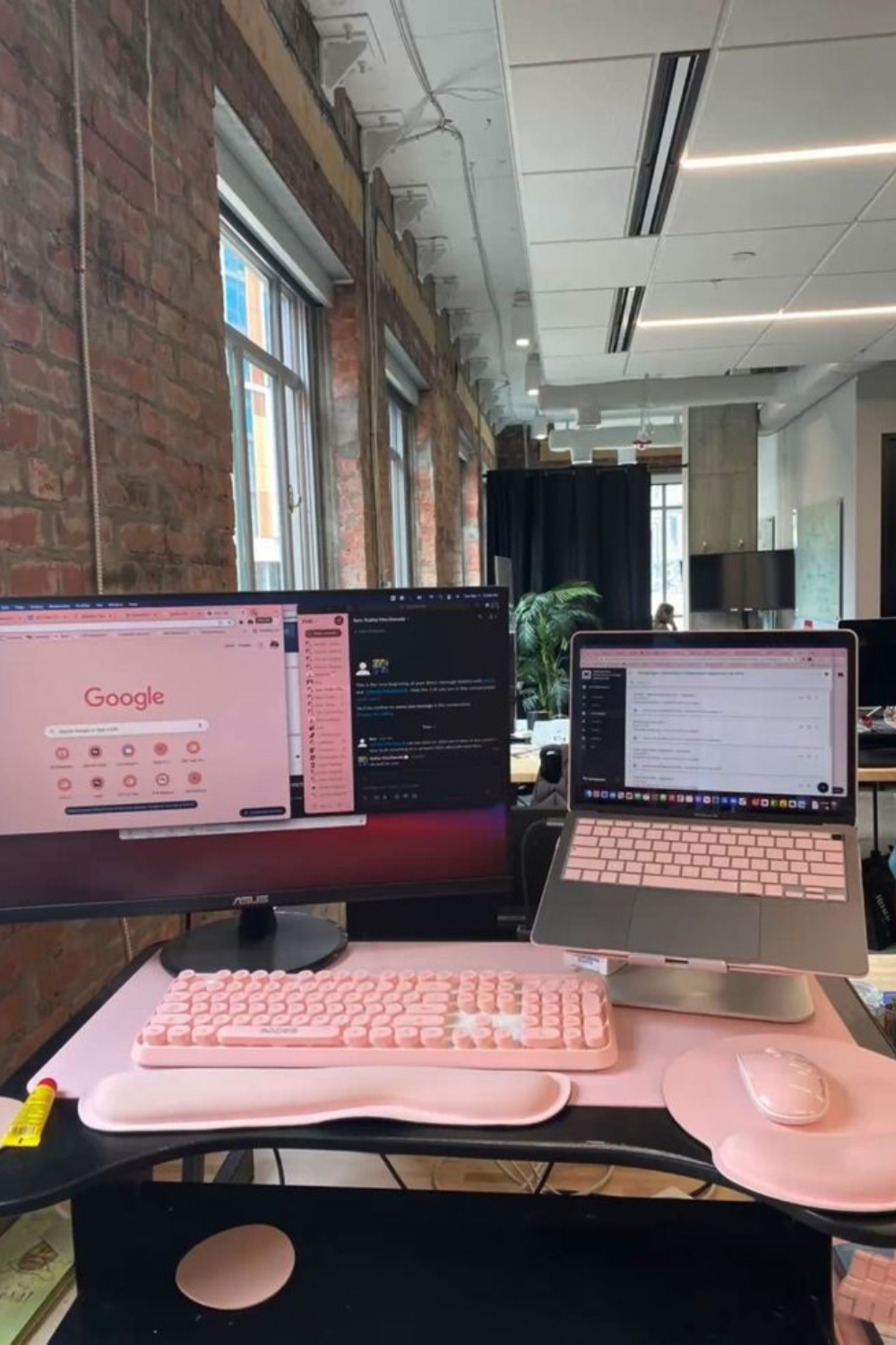 23 Genius Ways To Organize Your Workspace & Conquer The Chaos | YOUR ...