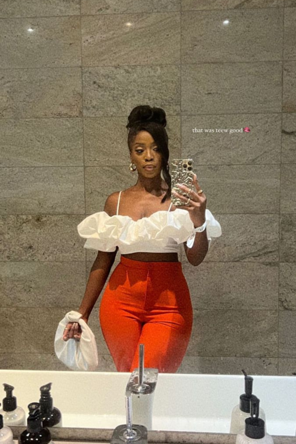 How To Look Instantly Slimmer: 15 Easy Style Tricks That Work Like Magic