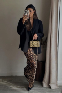 28 Swoon-Worthy Fall Date Night Outfits That Bring The Heat (Even When ...