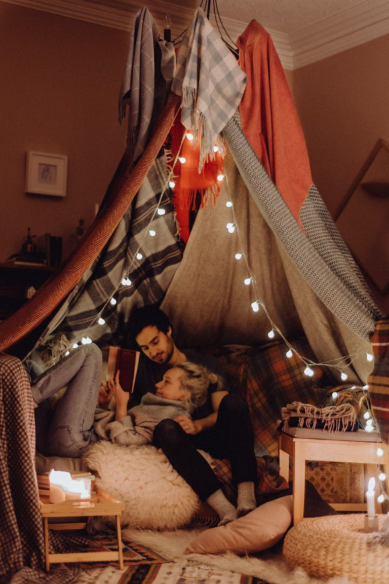40 Dreamy December Bucket List Ideas To End The Year Right (Fun ...