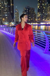22 Dubai Outfits That Are Classy, Cute, And Perfect For The Heat