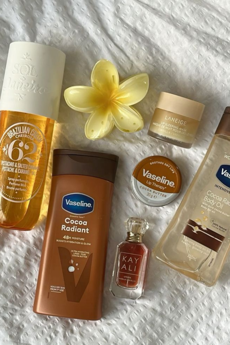 Fresh AF: 23 (Natural) Ways To Smell Better Down There!