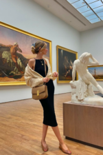Casually Iconic? Always. 28 Museum Outfits That Are A Work Of Art!