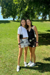 18 Ultra-Cute Coldplay Concert Outfits That Hit Harder Than “Fix You”