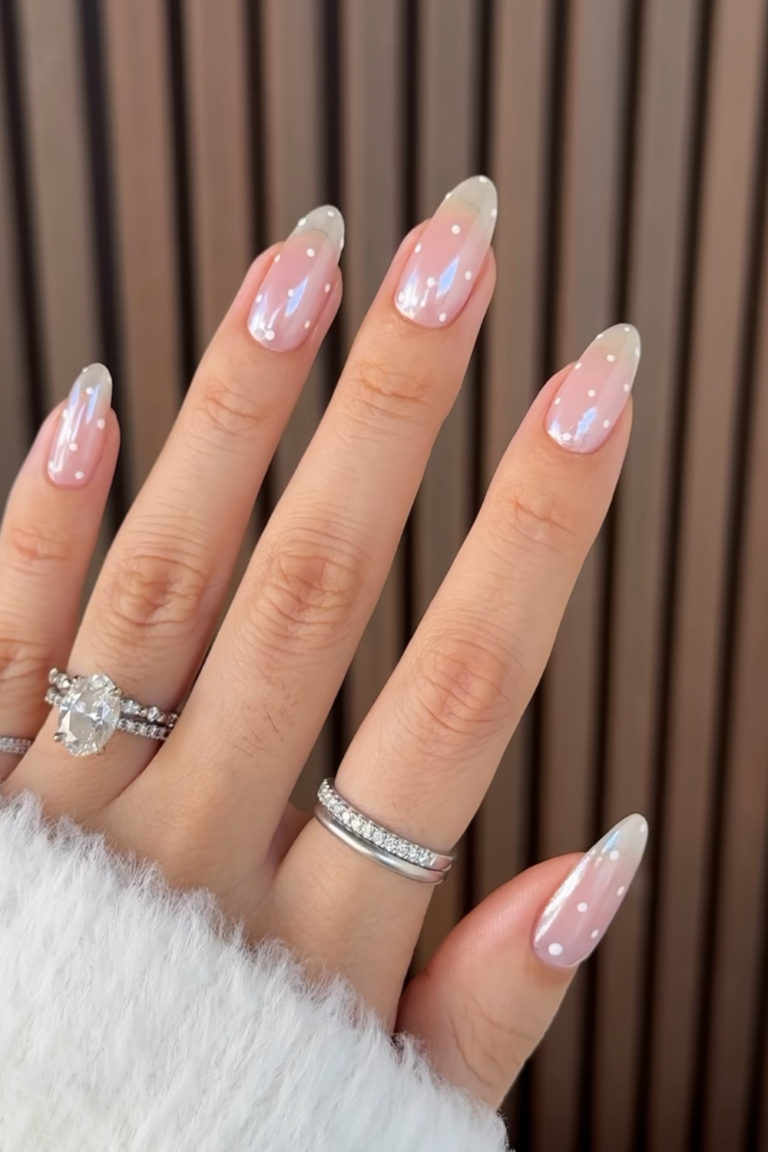 8 Winter Nail Trends 2026 That’ll Make You Cancel Your Gloves