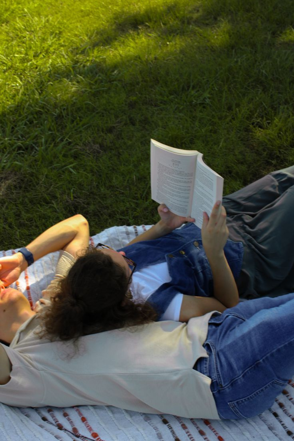 20 Picnic Date Ideas That Feel Straight Out Of A Summer Romance Novel