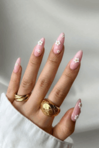 28 Envy-Worthy Spring Nails That’ll Legit Thaw Your Hearts